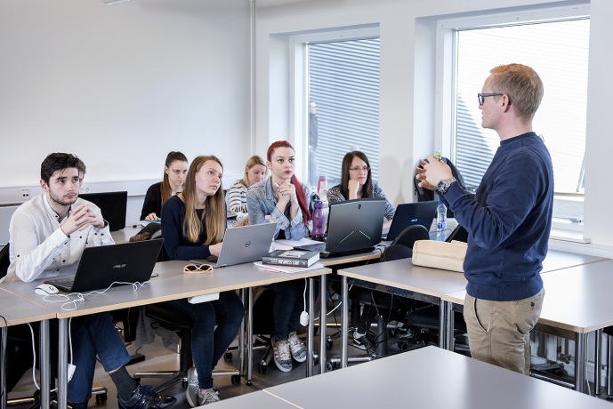 IBA International Business Academy - Bachelor's and Master's
